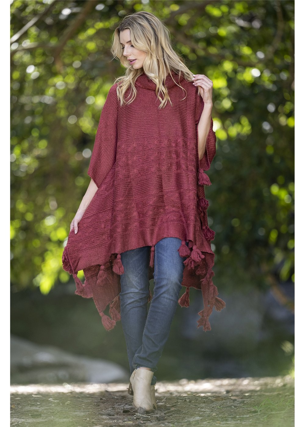 Poncho Pom Pom - Rust – Cienna Designs