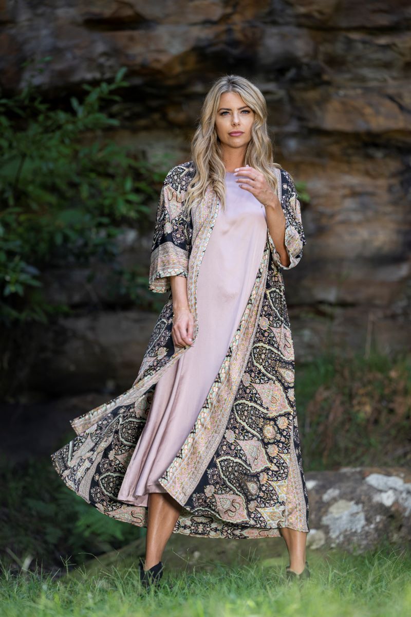 How to dress boho chic over 50: Styling tips and must-have pieces ...
